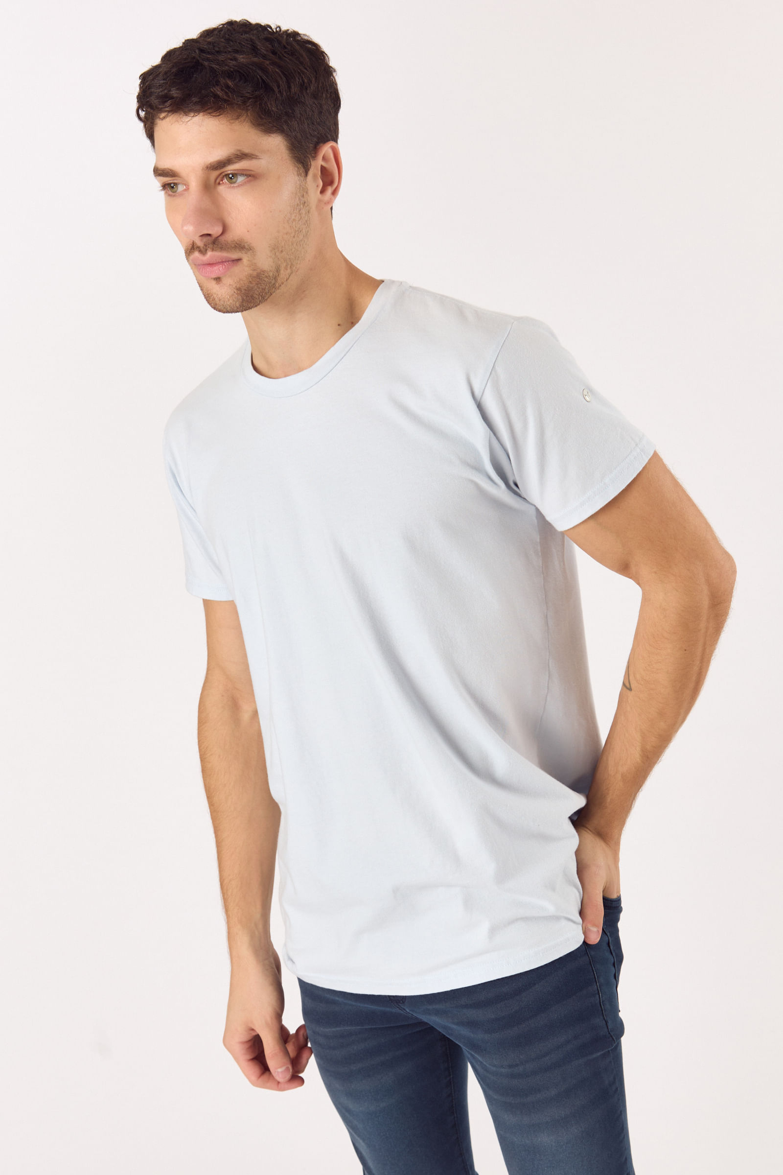 Remera Mc Birnuc Celeste - TASCANI